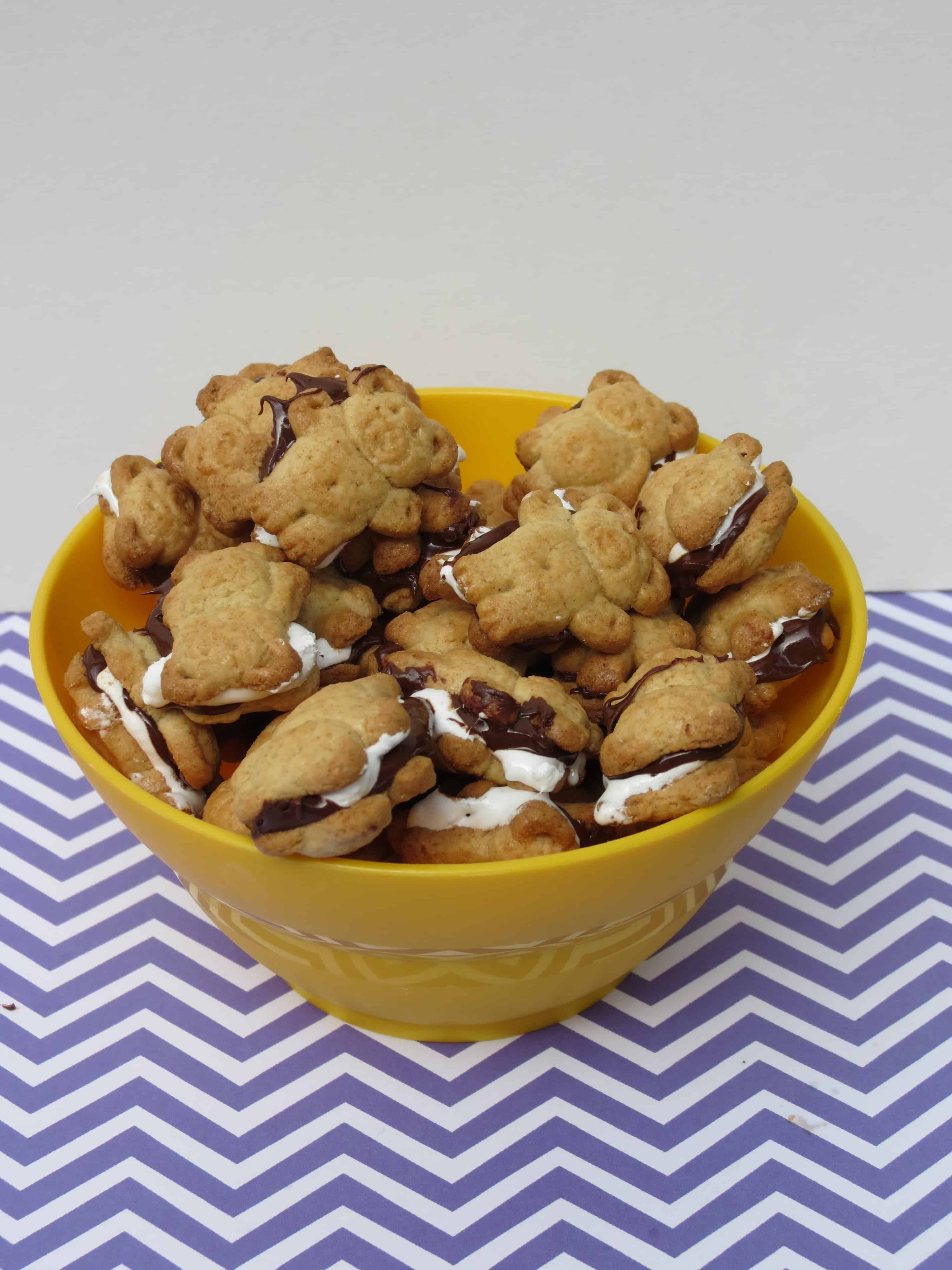 S’mores Teddy Bears are Fun Snacks for Kids | Teaspoon of Goodness