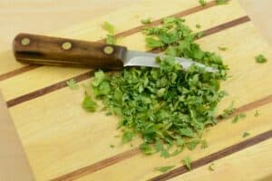 How To Chop Cilantro | Teaspoon Of Goodness